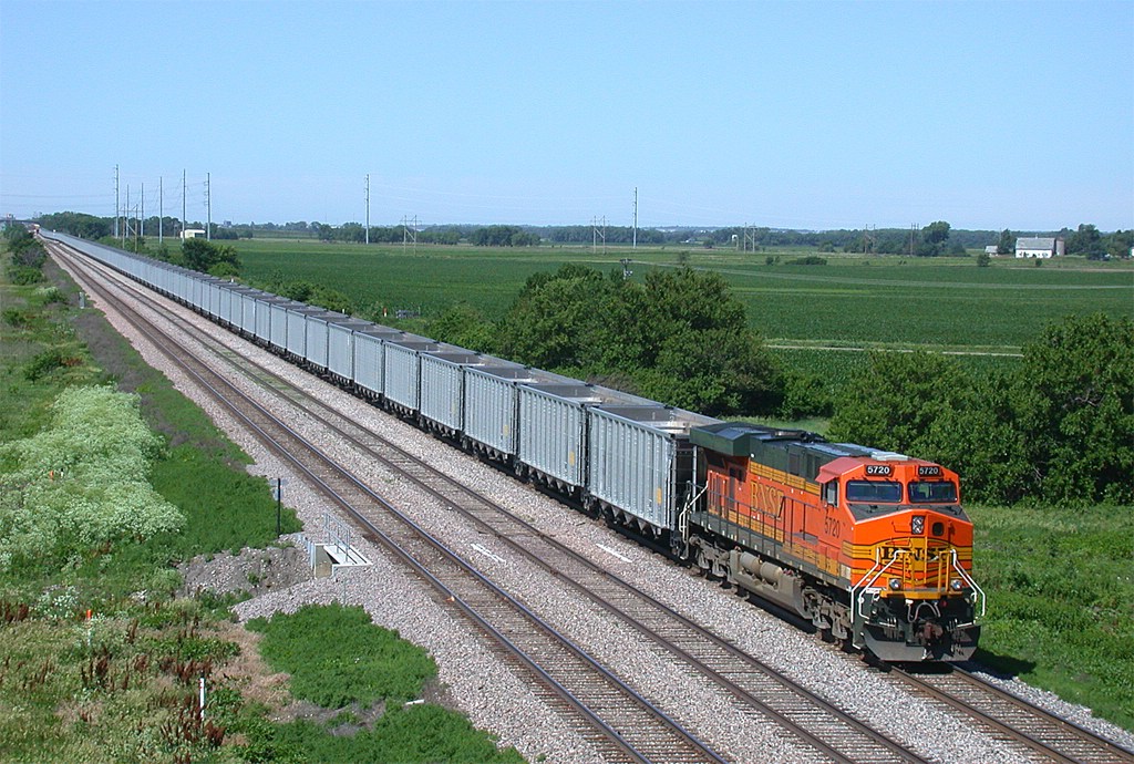 BNSF 5720, GE ES44AC (GEVO), works as a DPU unit on the rear of a westbound hopper train